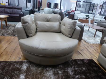 Amalfi cuddle chair store